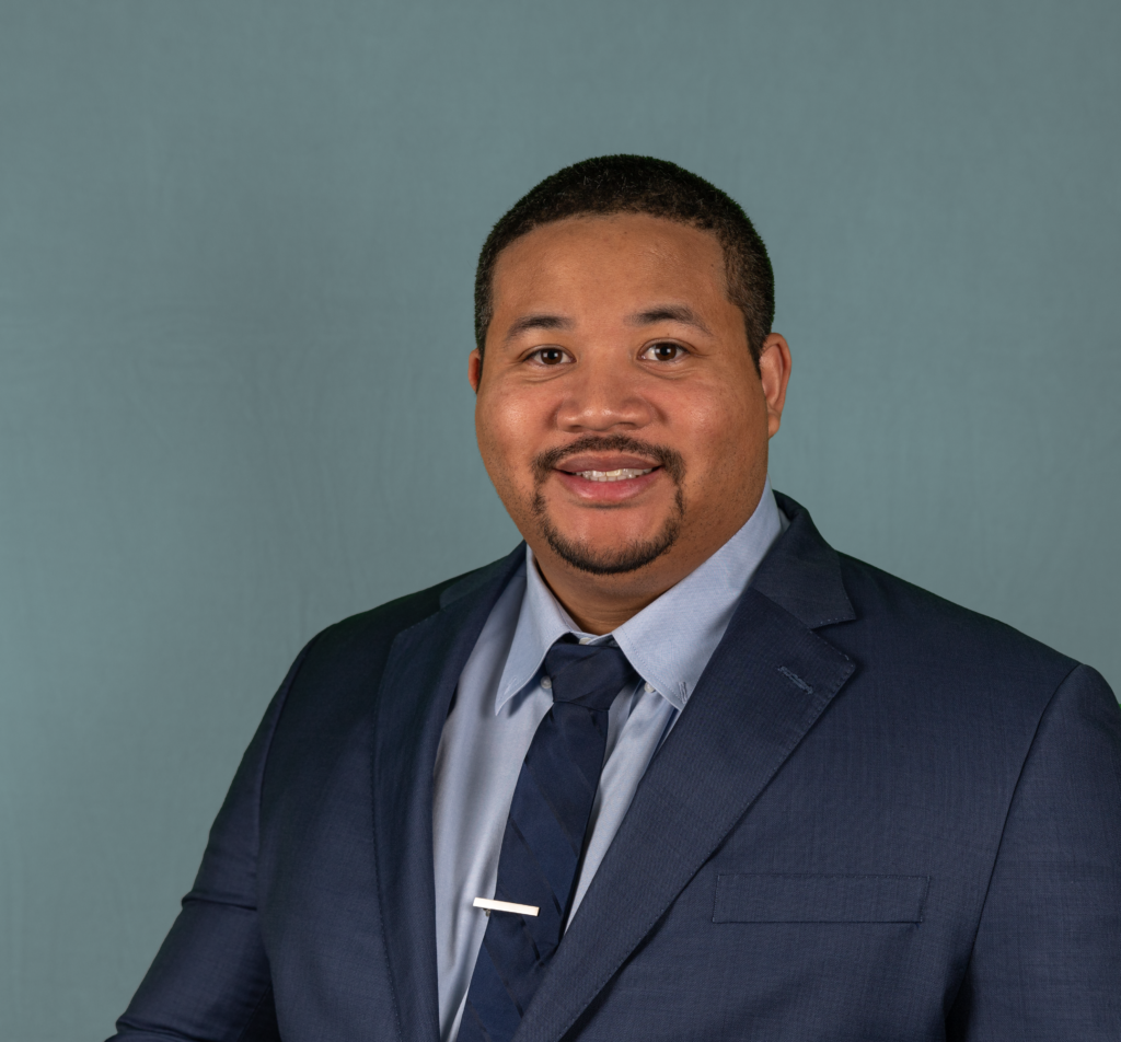 About Us - Warren Village