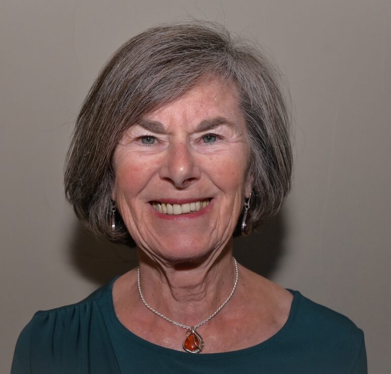 About Us - Warren Village